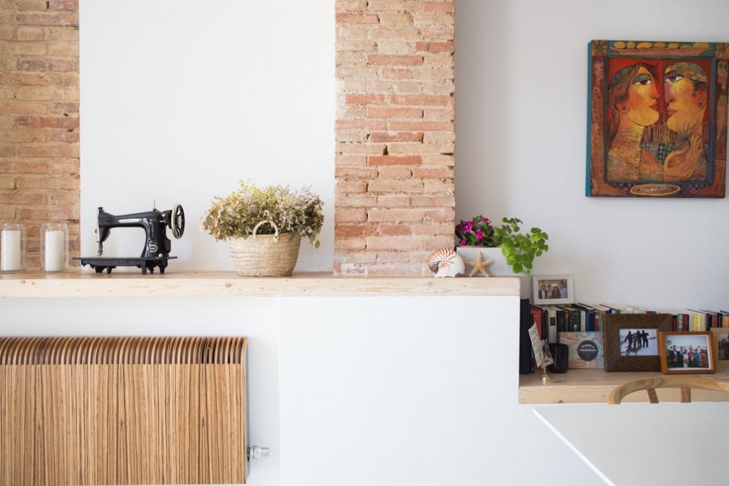 A Modern Renovated Spanish Apartment With Scandinavian Twist