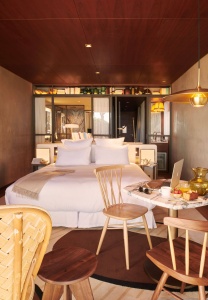 Raw Luxury Meets Authenticity In This Hotel Interior In Provence ...